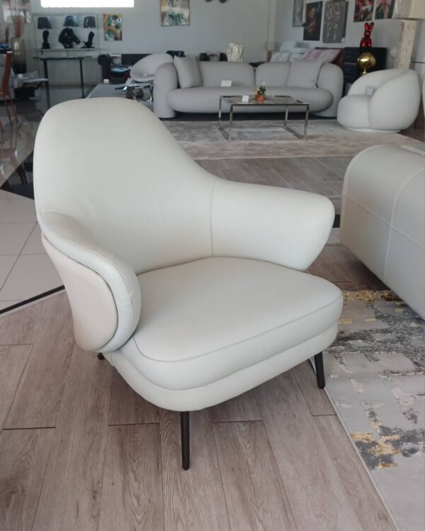 Abruzi Armchair